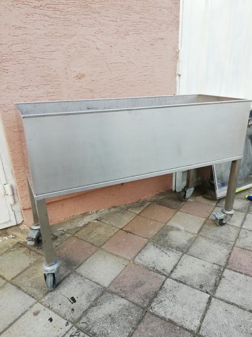 Inox umivaonik sa mješalicom