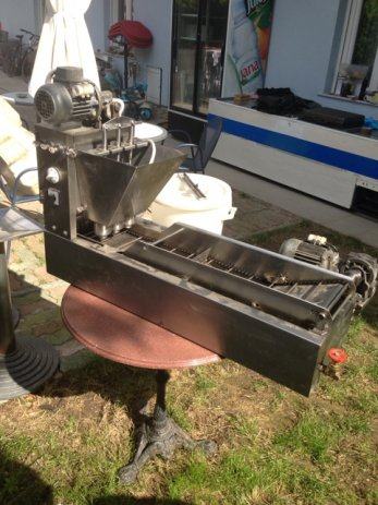 Stroj za fritule (american donuts)