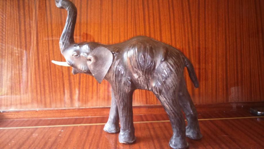 Indijski kožni slon