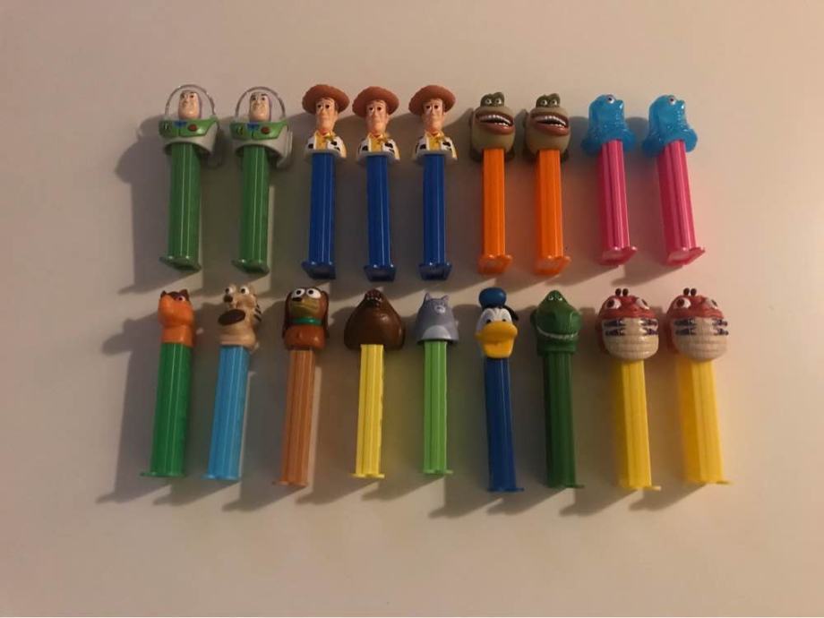 PEZ figure - lot od 18 figura