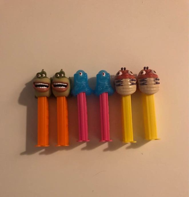 PEZ figure - lot od 18 figura