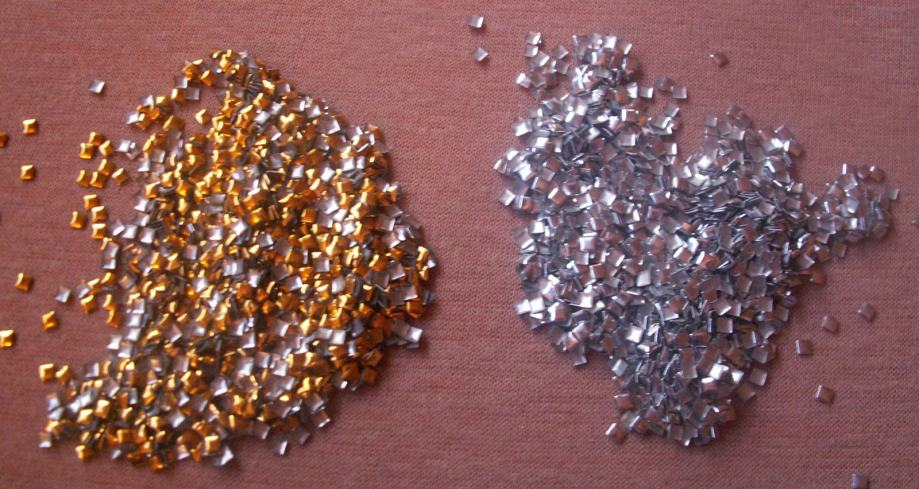 NOVO zakovice za nokte 10kn!