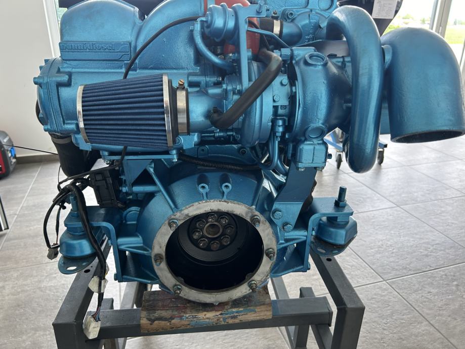 2012 Nanni T4-200 common rail diesel ***Pronautika***