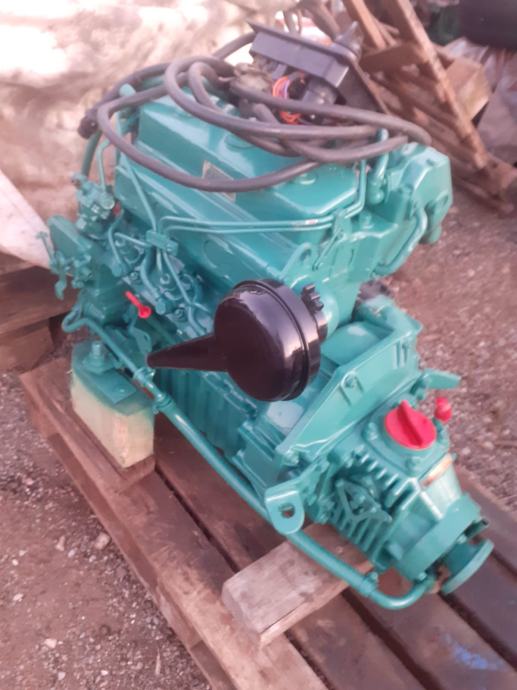 Brodski motor Volvo Penta MD 17C