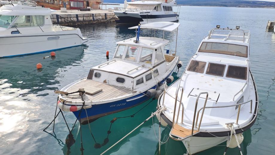 Drvena pasara 8m (kabina,nadkabinom sa motorom) - za Restauraciju