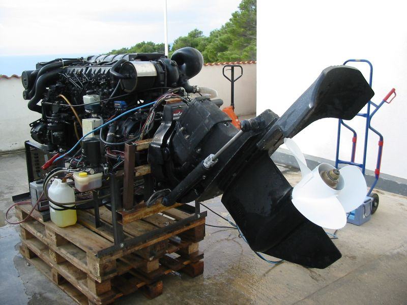 Mercruiser Diesel D4.2L/220