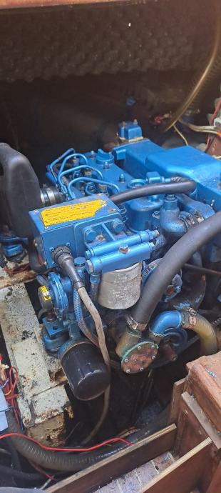 Nanni diesel 4.110 he