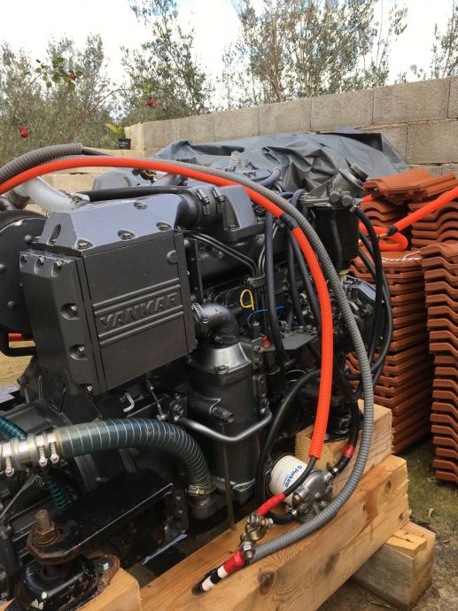 YANMAR 4LH-HTE 140HP sa kopčom, instrumentima i propelom