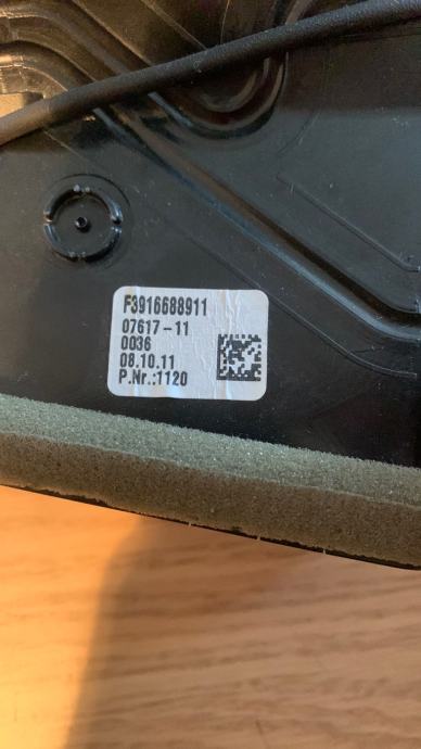 9166889 BMW 5 Series F10 F11 Fresh air grille center air vent OE