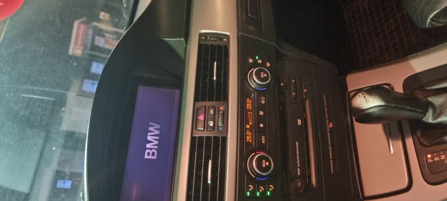 BMW E90 CCC navigacija+ armatura+ radio + instalacija