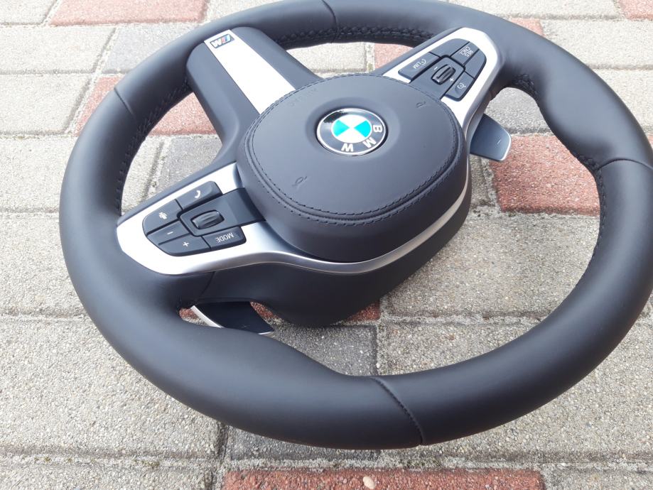 BMW M F1 Volan serija 5, 6, 7, 8 X5 X6 X7 G05 G06 G11 G12 G14 G30 G32