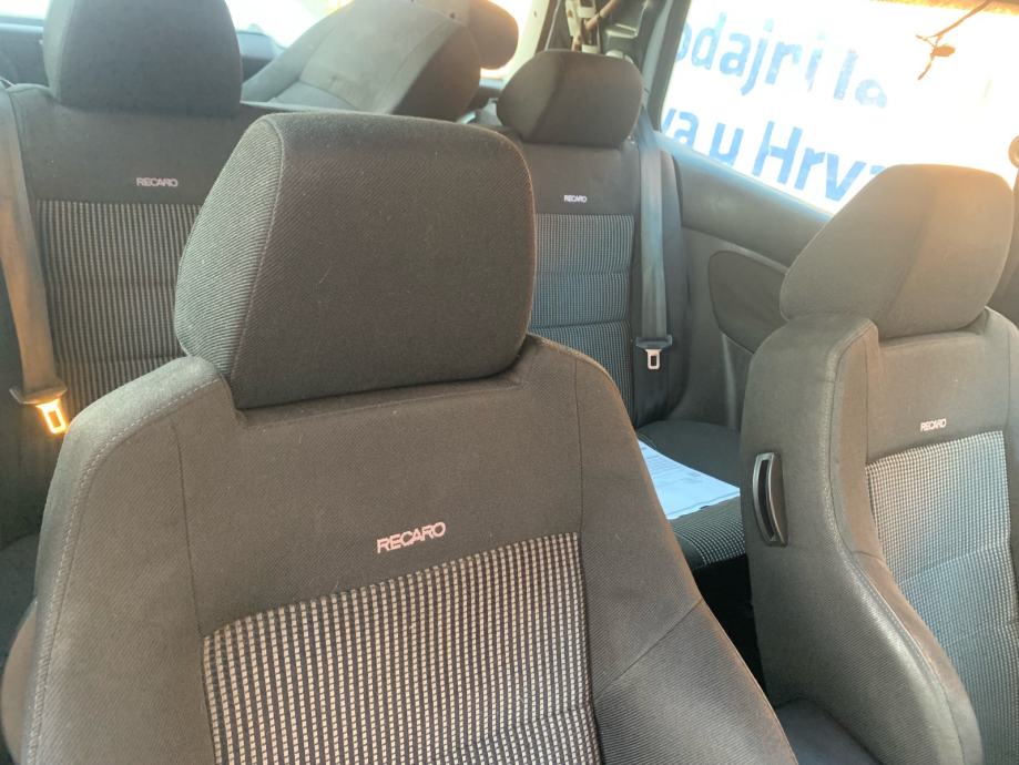 Golf 4 RECARO sicevi