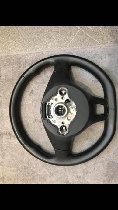 Golf 7 / Passat B8 volan sa airbagom i mf tipkama