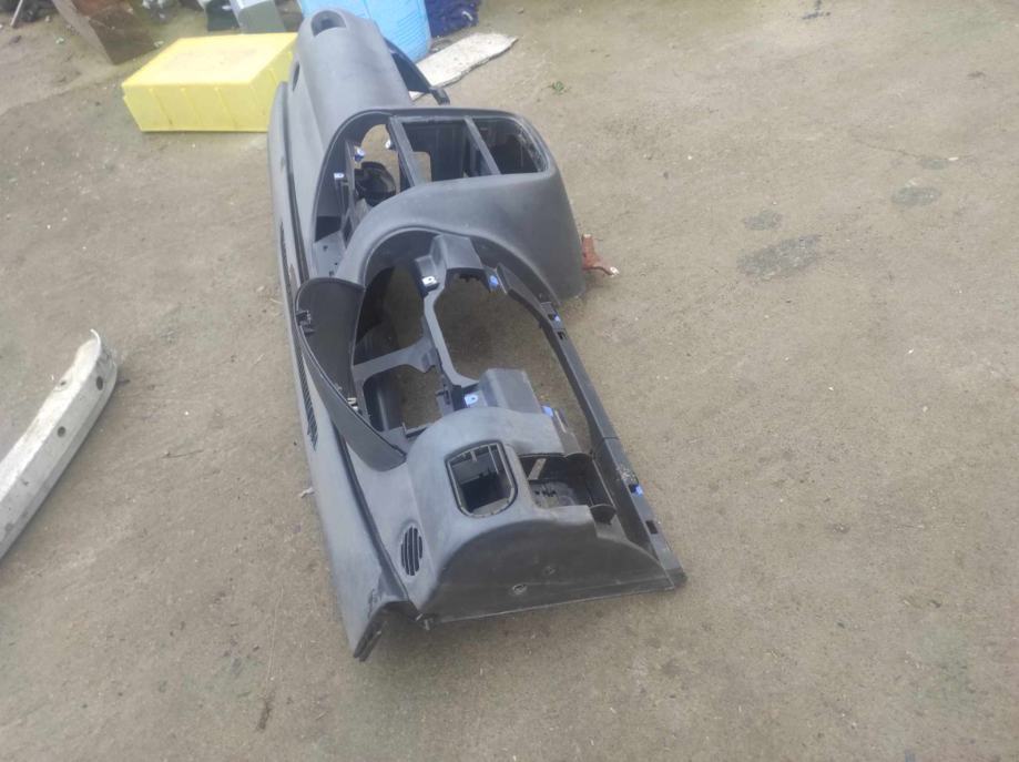 kontrolna tabla opel corsa c