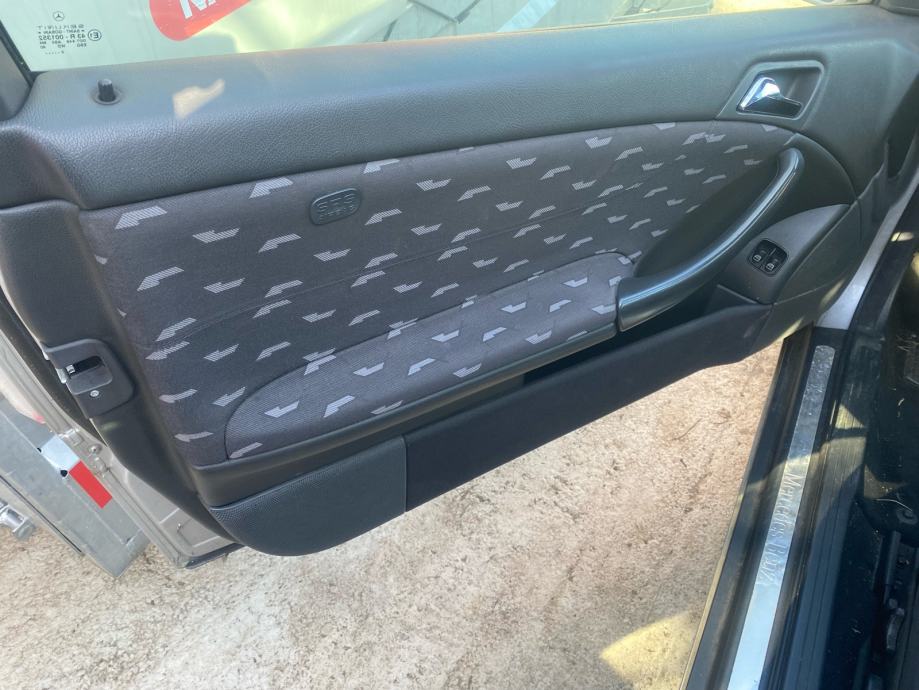 Mercedes w203 C klasa coupe sjedala sa tapecirunzima (unutrasnjost)