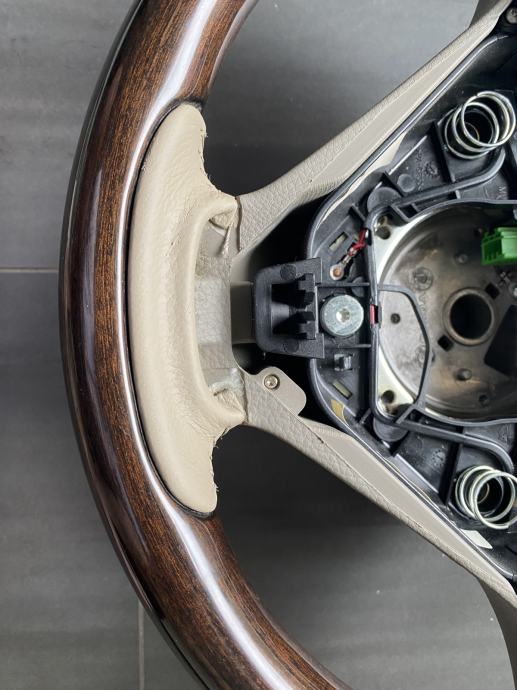 Original Volvo drveni volan