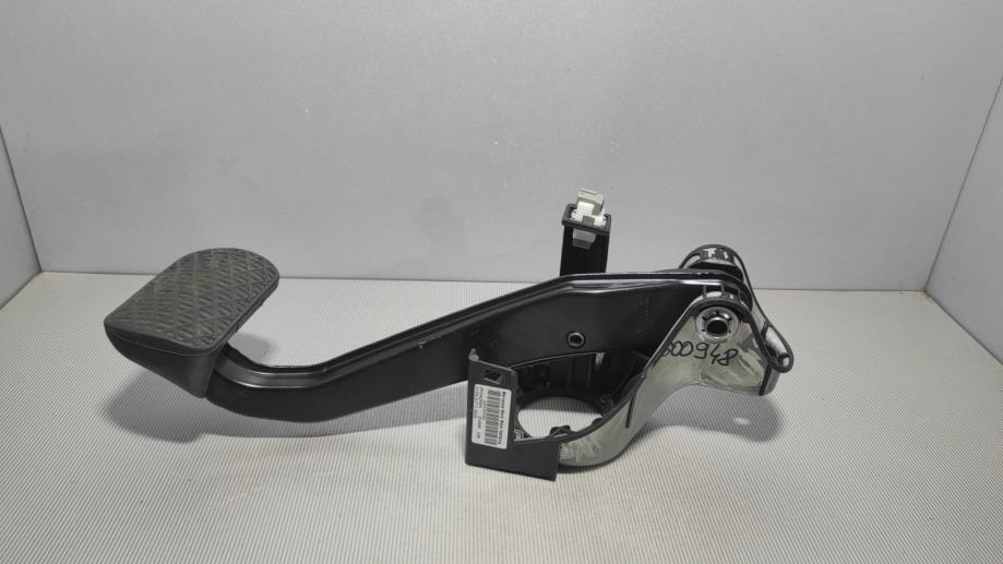 PAPUCICA KOCNICE MERCEDES E KLASA (W212) > 09-13 A2042902001