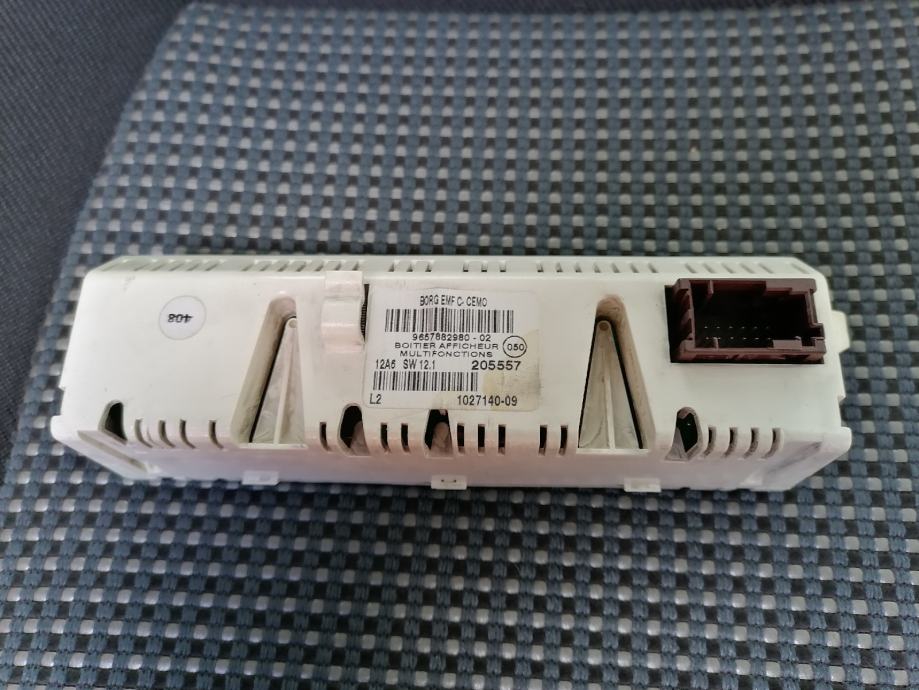 Peugeot 307 središnji display 9657882980