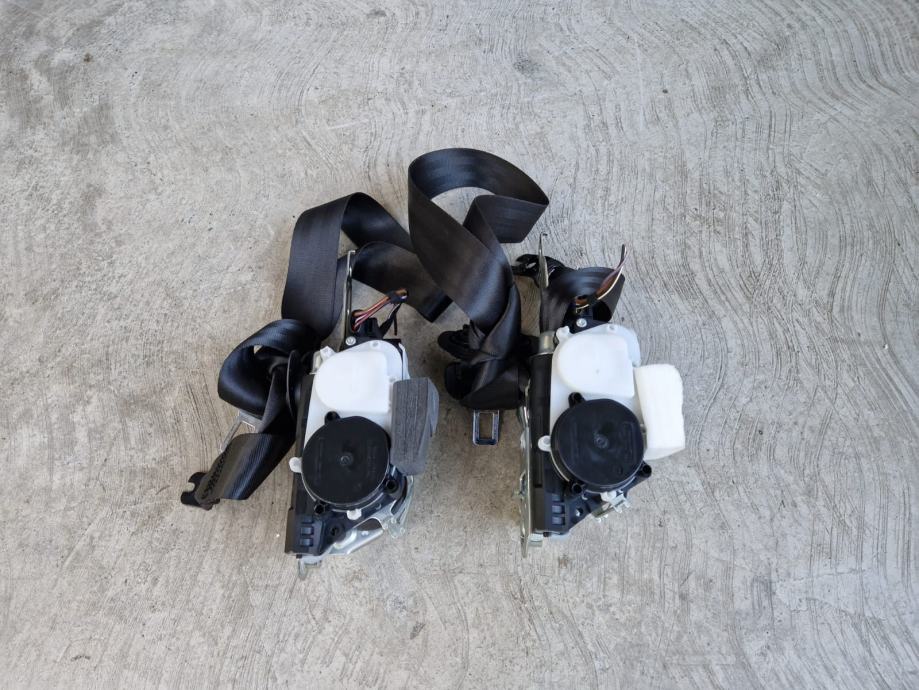 Prednji pojas pojasevi Golf 7 lijevi desni veliki sa motorom 5G4857705