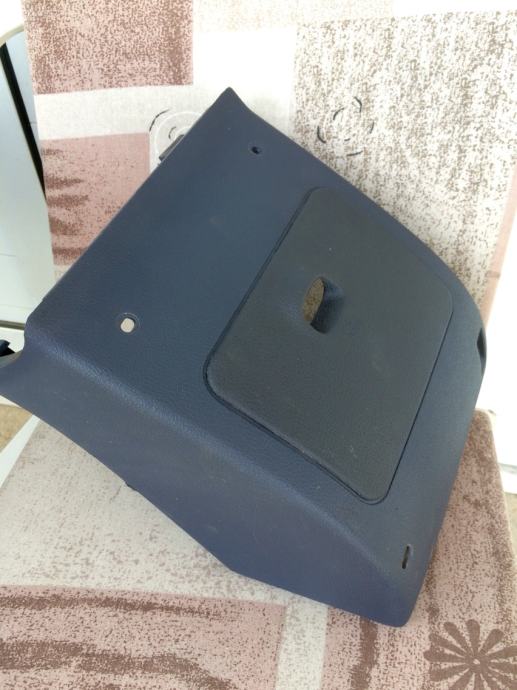 Renault Twingo dijelovi 1993. - 1998.g. - poklopac osiguraca