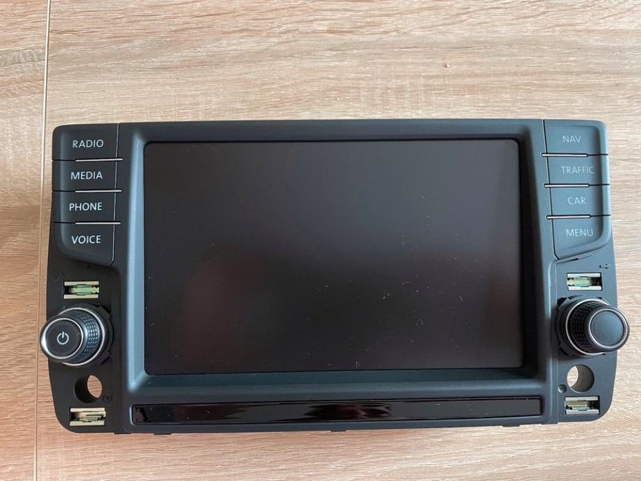 VW Discover PRO 8 MIB 2, Passat B8, Golf 7..