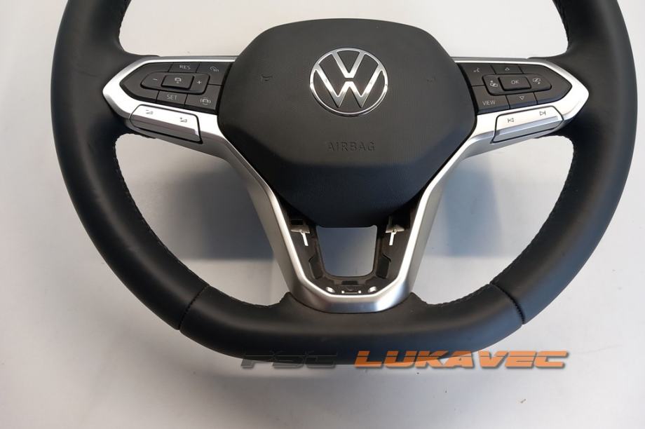 VW GOLF 8 VOLAN VW GOLF 8 KOLO VOLANA GOLF 8 ZRACNI JASTUK 2023.