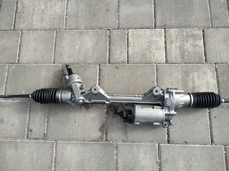 BMW 1 F20, F21, 3 F30, F31 LETVA VOLANA