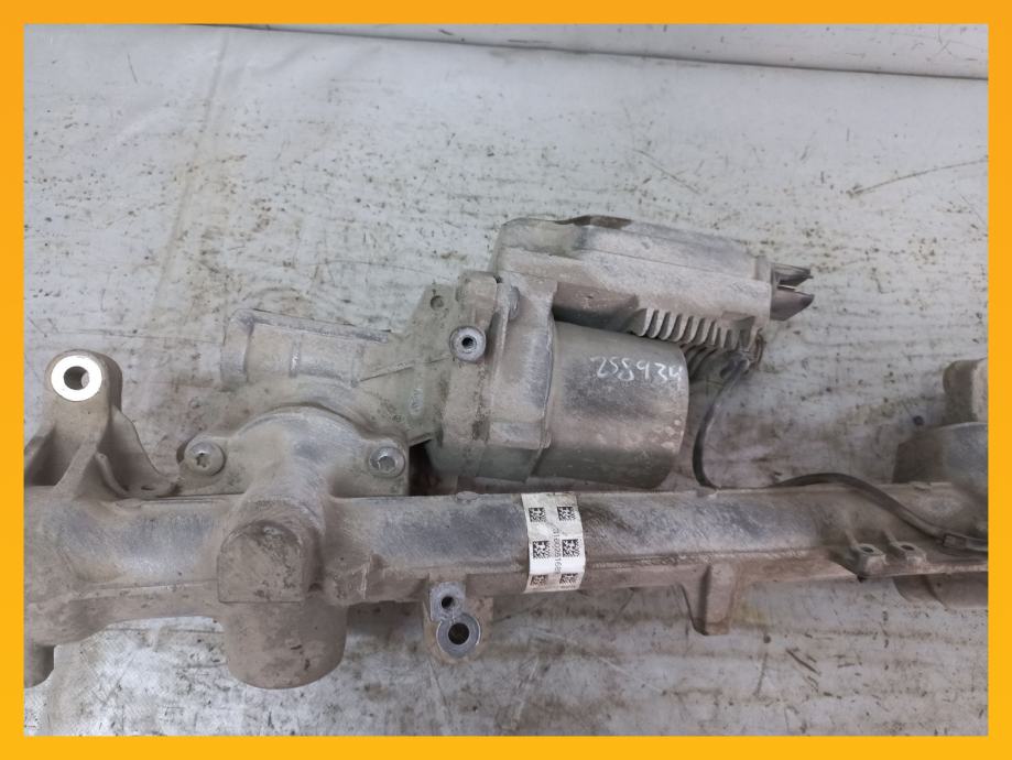 LETVA VOLANA MERCEDES A KLASA W176 > 6820000308 6700003558A