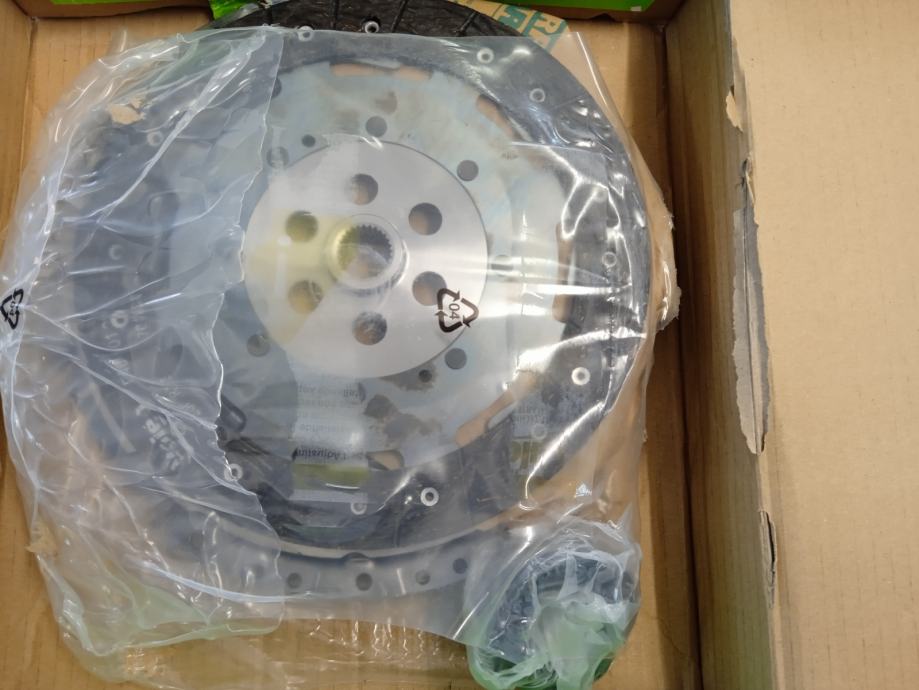 SET KVAČILA AUDI, SEAT, ŠKODA, VW - 826712 / HK2123