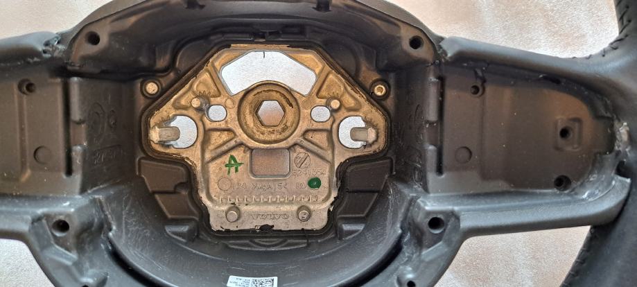 Volan Volvo XC60
