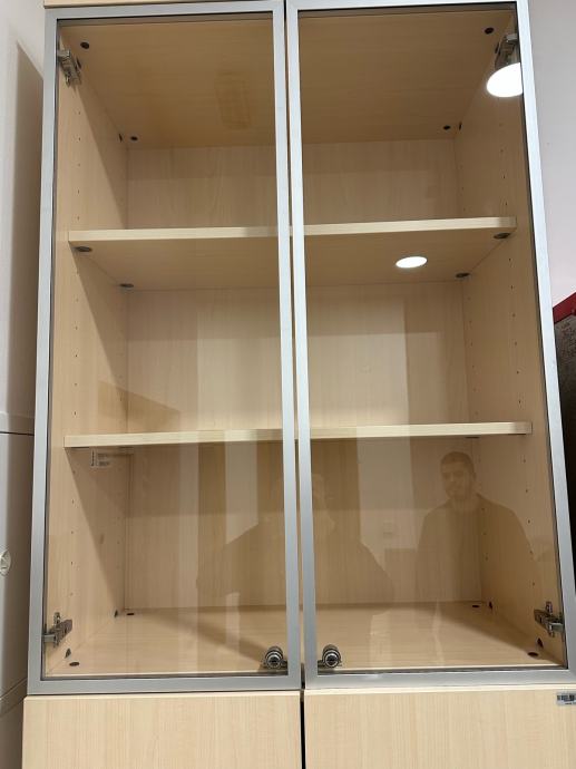 UREDSKI NAMJESTAJ-stolovi,ormari,staklene komode,niske komode,ladicari