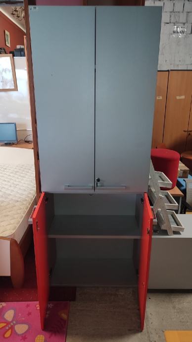 Uredski ormar u odlično. stanju