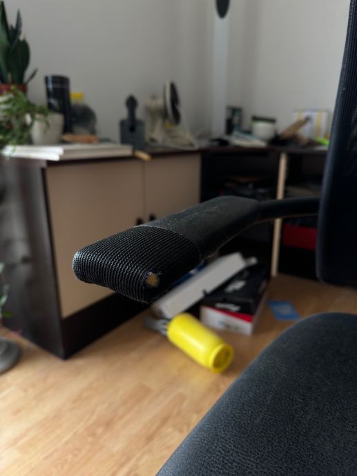 Ergonomska uredska sjedalica SPINALIS HACKER