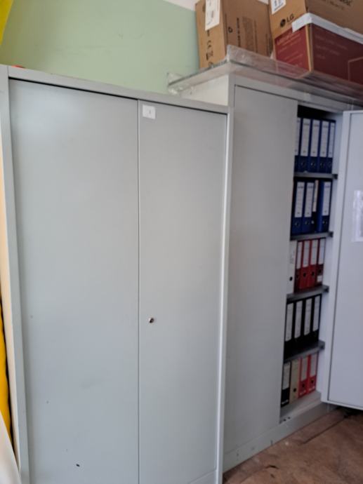 ARHIVSKI ORMARI 4 kom.