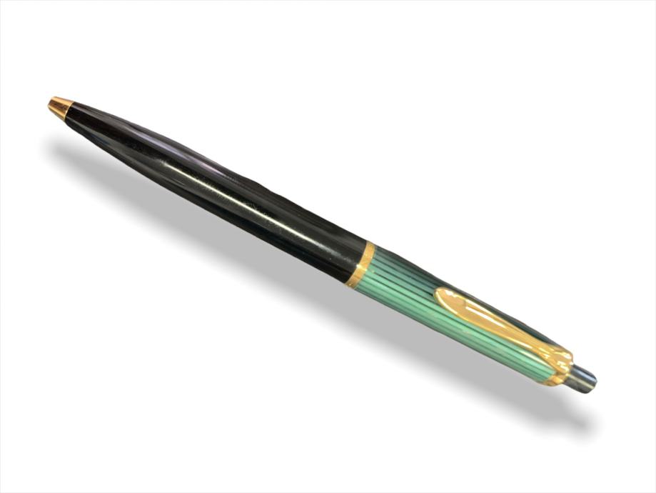 PELIKAN K400 KEMIJSKA OLOVKA / R1, RATE!