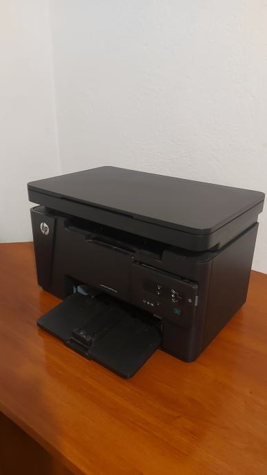 Printer i skener 2u1 + radni stol