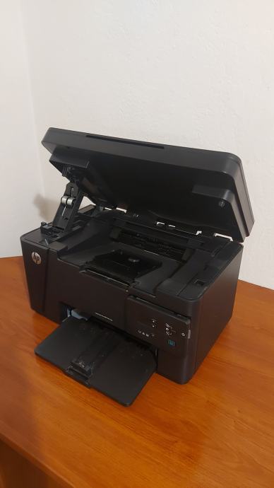 Printer i skener 2u1 + radni stol