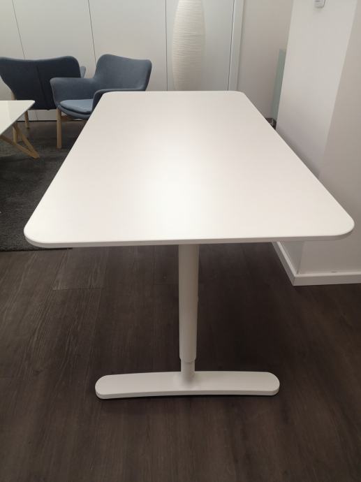 Radni stol IKEA Bekant