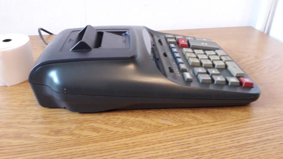 Stolni kalkulator Casio DR-320