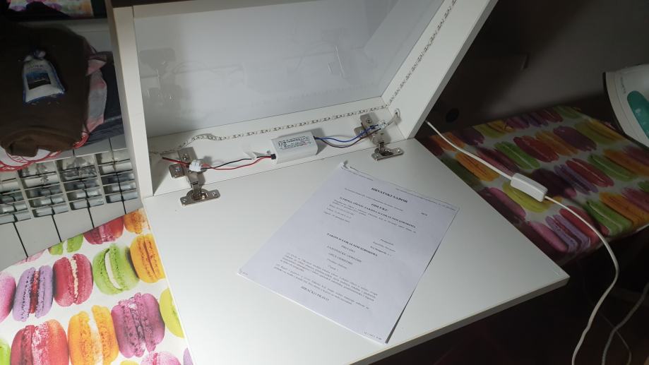 Svjetleća podloga za crtanje i precrtavanje