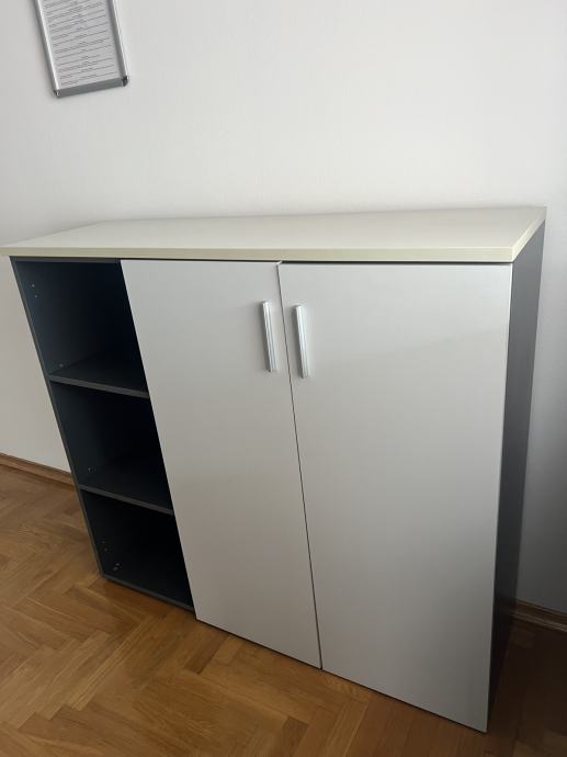 Uredski ormar od punog drva