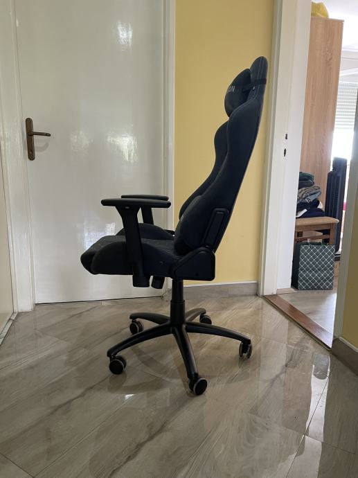 Ergonomska Uredska/Gaming Stolica Ergovision (Mikado)