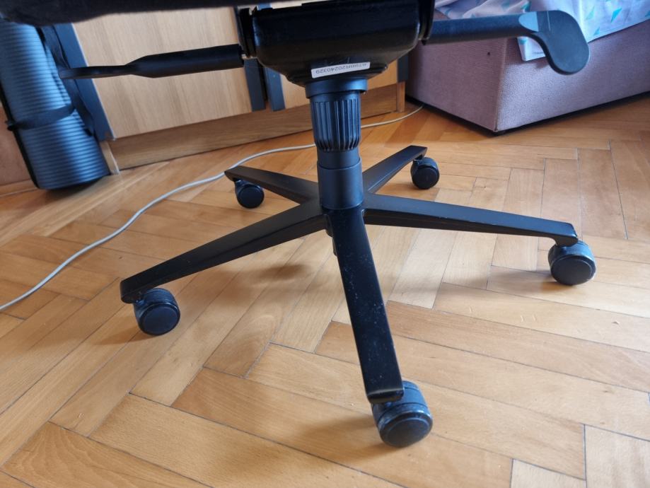 ERGOVISION THRONE
