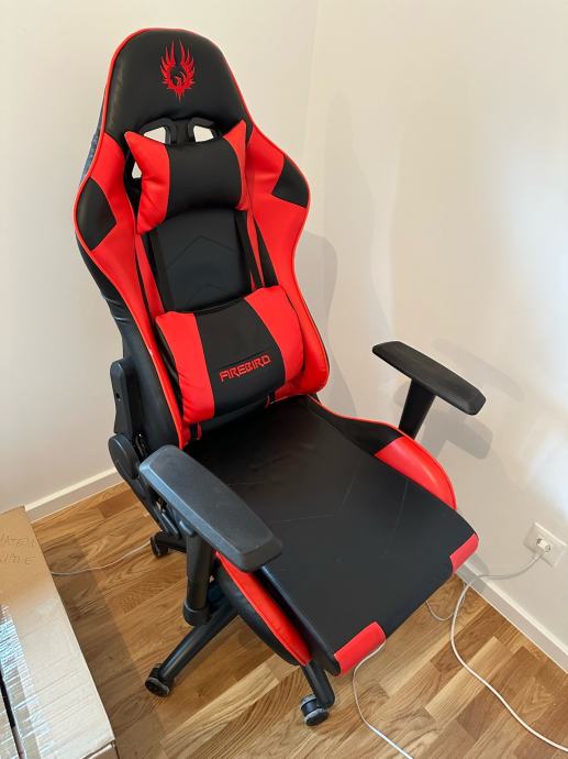 Gaming stol i stolica