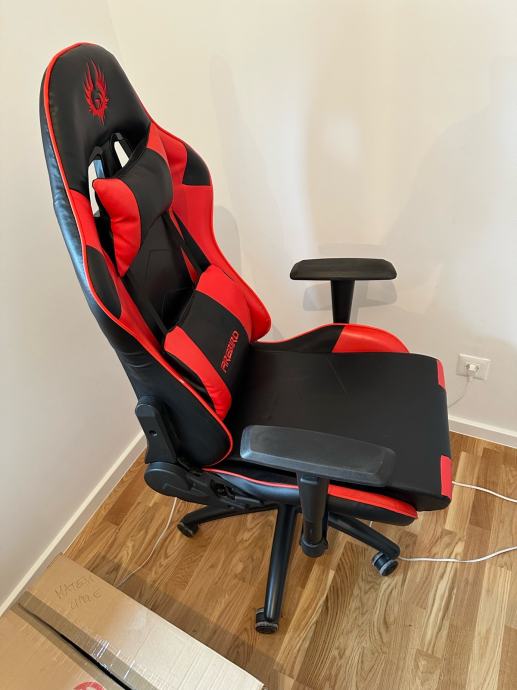 Gaming stol i stolica