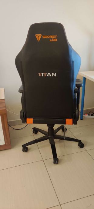 Secret Lab TITAN gaming stolica