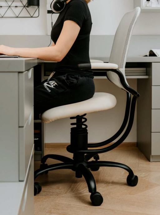 SpinaliS ERGONOMIC ergonomska uredska stolica