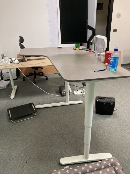 HITNO: Bekant podizni stol ikea