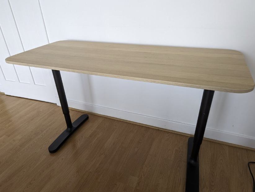 BEKANT radni stol 160x80