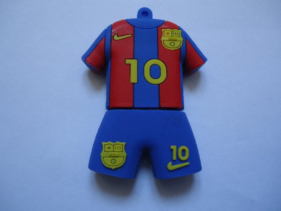 USB FLASH DRIVE 16GB ** FC BARCELONA ** MESSI ** NIKE ** NOVO!